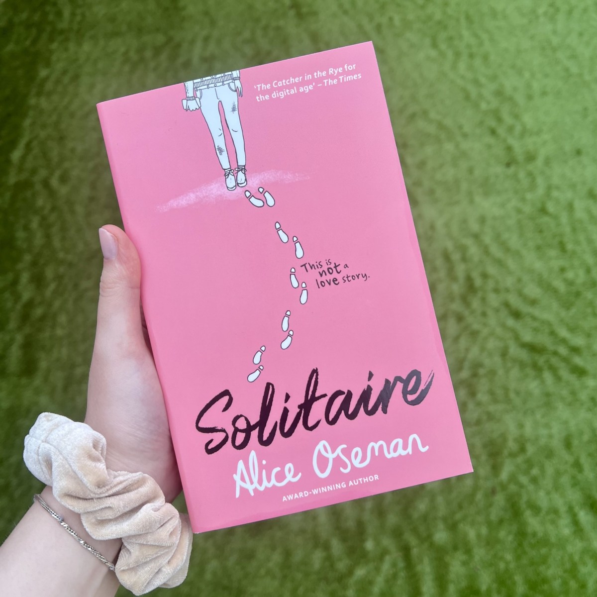 Solitaire by Alice Oseman – Soph's Library